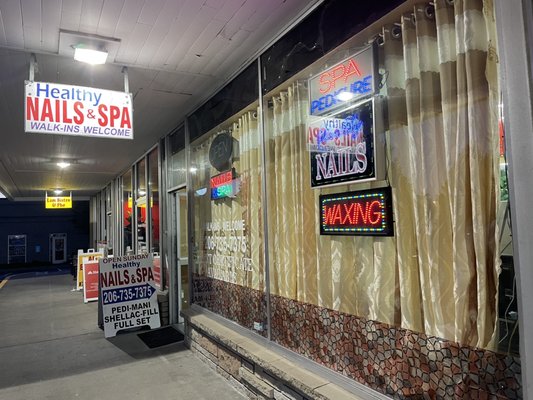 HEALTHY NAILS & SPA - Updated July 2025 - 208 Photos & 183 Reviews ...