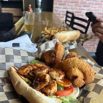 PATTIES & PINTS - Updated June 2025 - 111 Photos & 111 Reviews - 546 ...