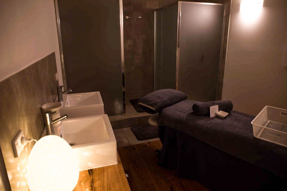 ENDOTA SPA BERWICK - Updated August 2025 - 1/11 Gloucester Ave, Berwick Victoria, Australia ...