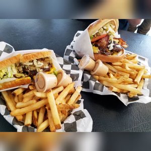 JAKE’S BURGERS & MORE - 101 Photos & 187 Reviews - 1751 Oro Dam Blvd E ...
