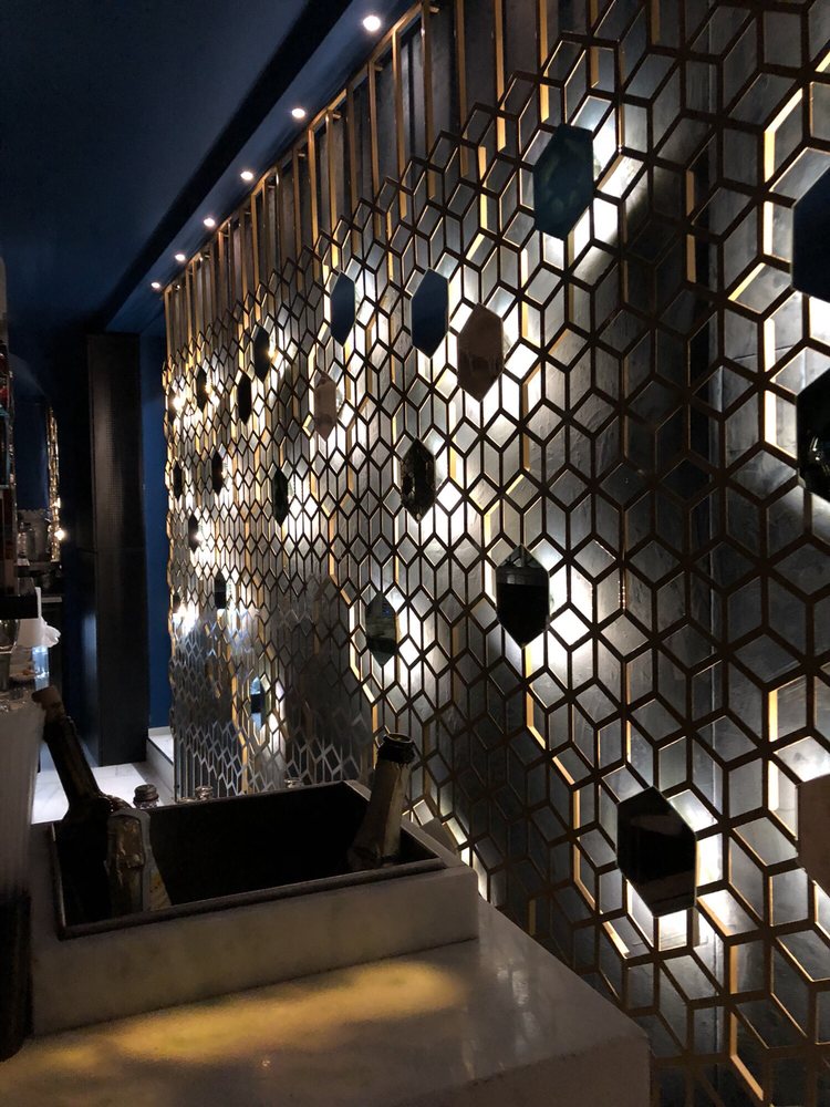 MORGANA BAR & IBISCUS GARDEN - 11 Photos - Scesa Morgana 4, Taormina ...