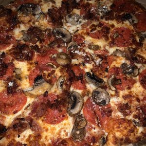 SORRENTO DELI RESTAURANT - Pizza - 1341 Ridgewood Ave, Daytona Beach ...