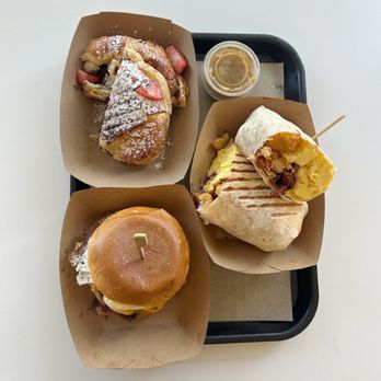 THE FLYING YOLK - VALENCIA - Updated May 2024 - 170 Photos & 158 ...