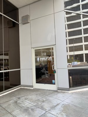 STAND-UP MRI - Updated January 2026 - 13 Reviews - 8370 Wilshire Blvd ...