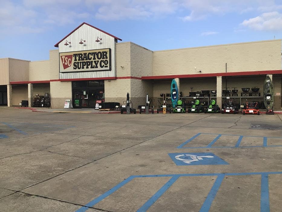 Tractor Supply Bastrop La
