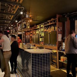 ASTORIA DC - Updated January 2026 - 1087 Photos & 597 Reviews - 1521 ...