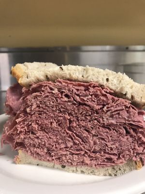 MANHATTAN DELI - 61 Photos & 61 Reviews - Delis - 8900 Mentor Ave ...