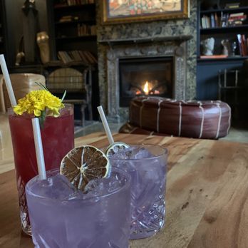 SOMERSET BAR - Updated June 2025 - 365 Photos & 147 Reviews - 139 E ...