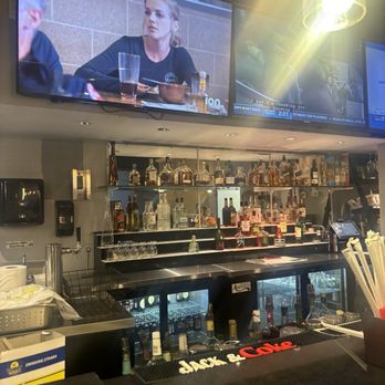 KALALOU CARIBBEAN BAR AND GRILL - Updated November 2025 - 205 Photos ...