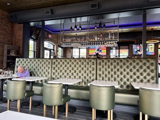 SIPS ON 10TH - 56 Photos & 22 Reviews - 1022 S 10th St, Omaha, Nebraska ...