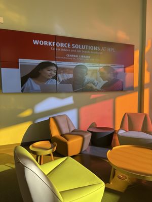 SHANNON WALKER LIBRARY - Updated December 2025 - 71 Photos & 10 Reviews ...