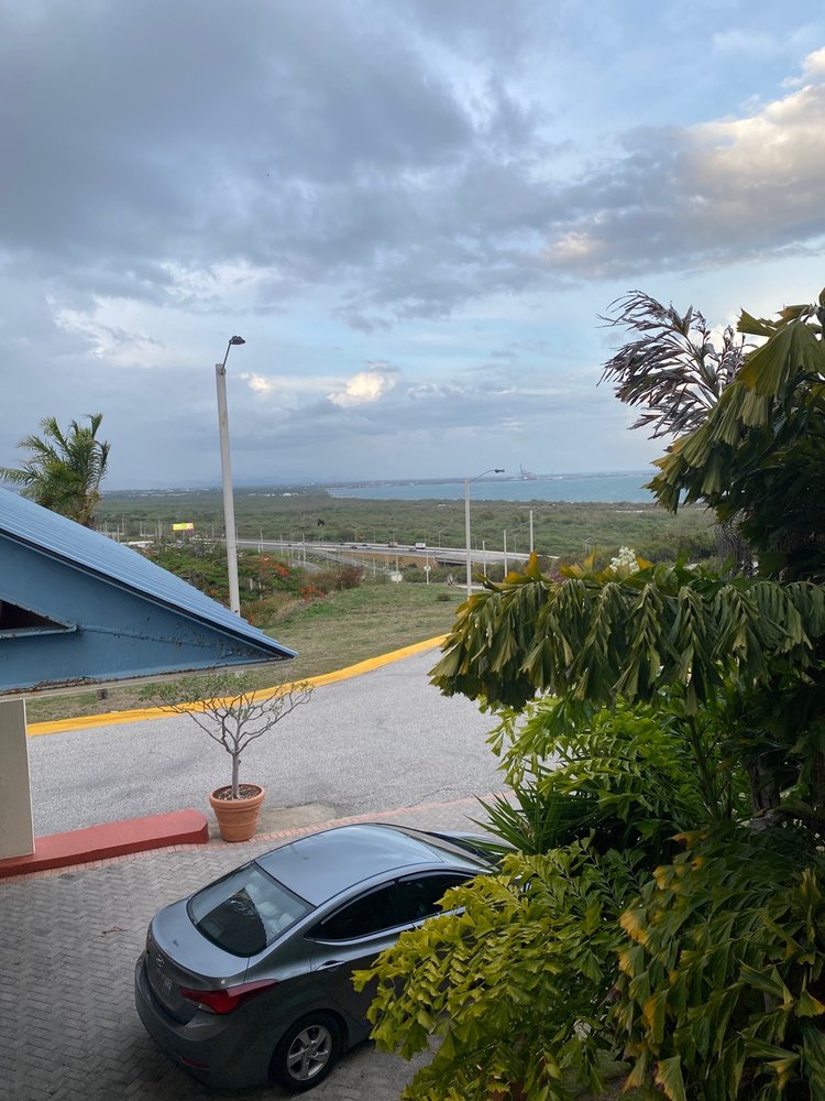 HOLIDAY INN PONCE & TROPICAL CASINO - Updated July 2024 - 85 Photos ...