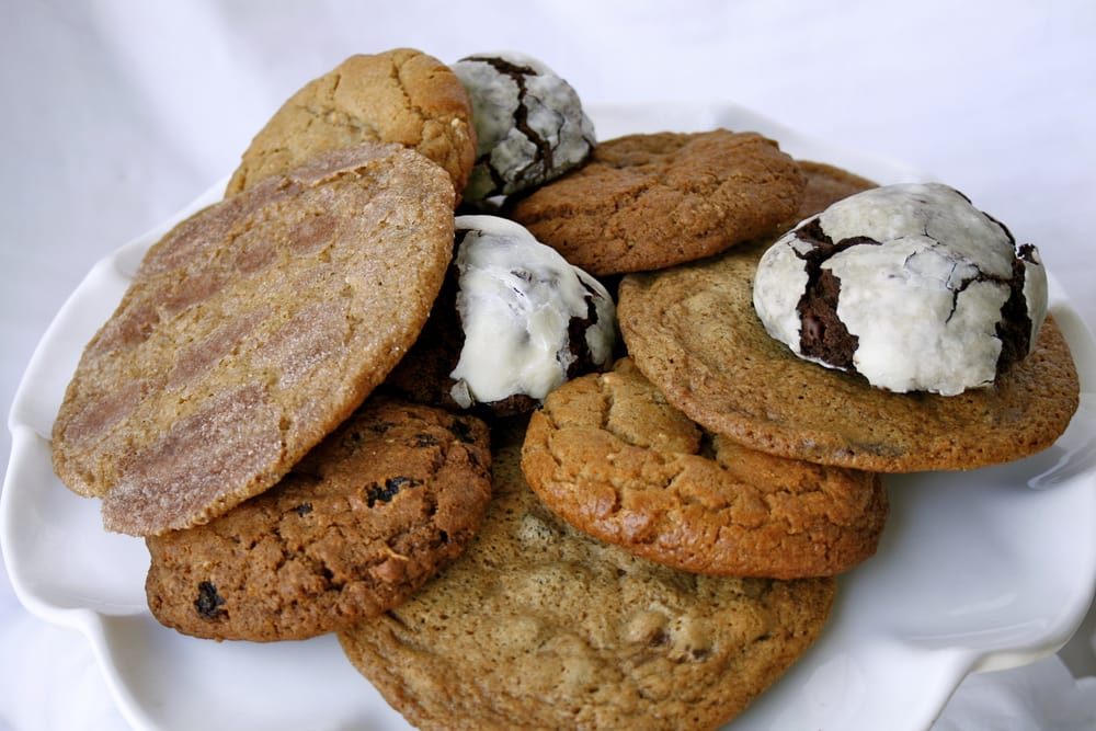 DELUSCIOUS COOKIES & MILK - 422 Photos & 291 Reviews - Bakeries - 829 N ...
