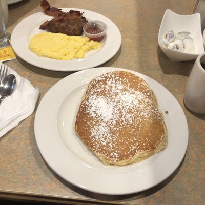 BISTRO 24 AMERICAN GRILLE - Updated December 2024 - 102 Photos & 133 ...