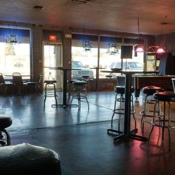 HAMBONE SPORTS BAR AND GRILL - Updated August 2025 - 22 Photos & 46 ...