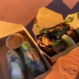 BE U - Updated December 2025 - 359 Photos & 335 Reviews - 557 N Hoover ...