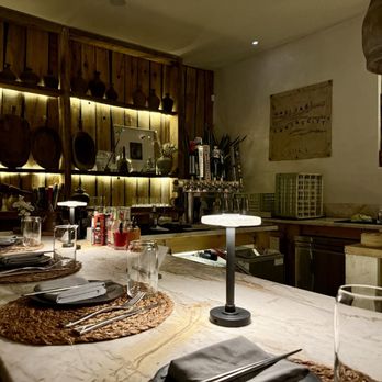 NOKA - Updated January 2025 - 387 Photos & 105 Reviews - 334 E 31st St ...