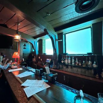 THE WRECK BAR - Updated January 2026 - 546 Photos & 250 Reviews - 1140 ...