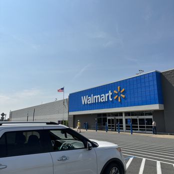 WALMART SUPERCENTER - Updated January 2026 - 15 Photos - 1405 Middle Rd ...