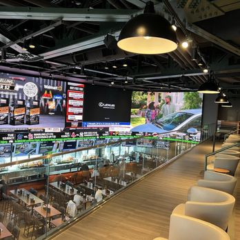 DRAFTKINGS SPORTSBOOK AT WRIGLEY FIELD - Updated January 2026 - 84 ...