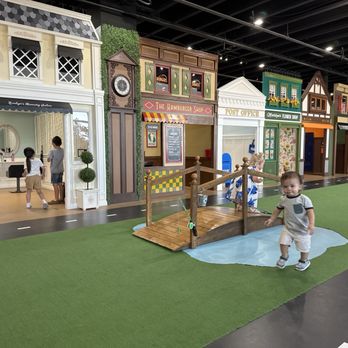 TOODLEY TOWN - Updated October 2025 - 261 Photos & 129 Reviews - 5875 S Rainbow Blvd, Las Vegas ...