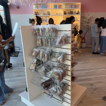 THE CRYSTAL LOFT - Updated December 2025 - 23 Photos - 11200 Broadway ...