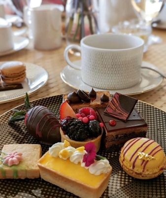 AFTERNOON TEA AT THE PHOENICIAN - Updated January 2026 - 360 Photos ...