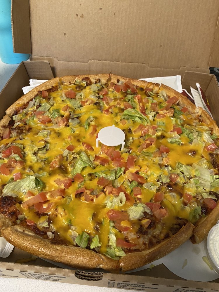 PIZZAVILLE - 29 Photos & 48 Reviews - 5201 E US Hwy 36, Avon, IN - Menu ...