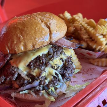 WULF BURGER - Updated May 2024 - 26 Photos & 26 Reviews - 1374 E Belt ...