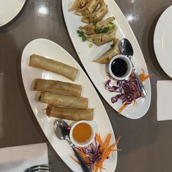 ZEN THAI - Updated July 2024 - 412 Photos & 305 Reviews - 110 N Central ...