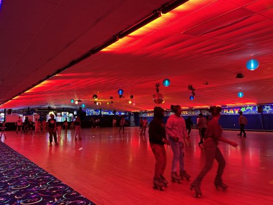 STARLITE FAMILY FUN CENTER OF STOCKBRIDGE - Updated December 2025 - 30 ...