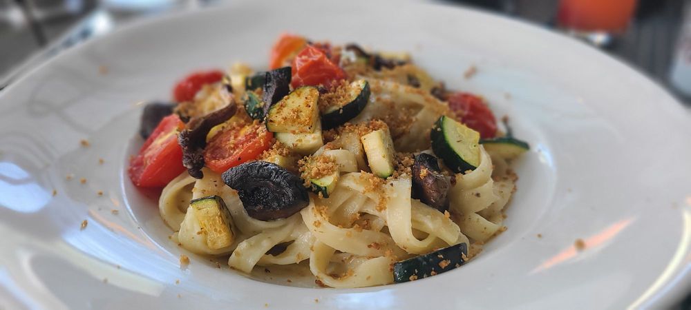 GRATA ITALIAN EATERY - 358 Photos & 186 Reviews - 186 Windsor River Rd ...