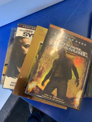 Title Wave Books - Trusted Since 1991 - Updated July 2025 - 67 Photos ...