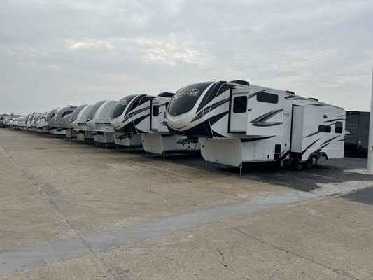 CAMPING WORLD RV SALES - Updated July 2025 - 21 Photos - 836 N ...