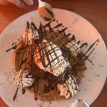 TRIDENT RESTAURANT - Updated June 2024 - 95 Photos & 38 Reviews - 107 ...