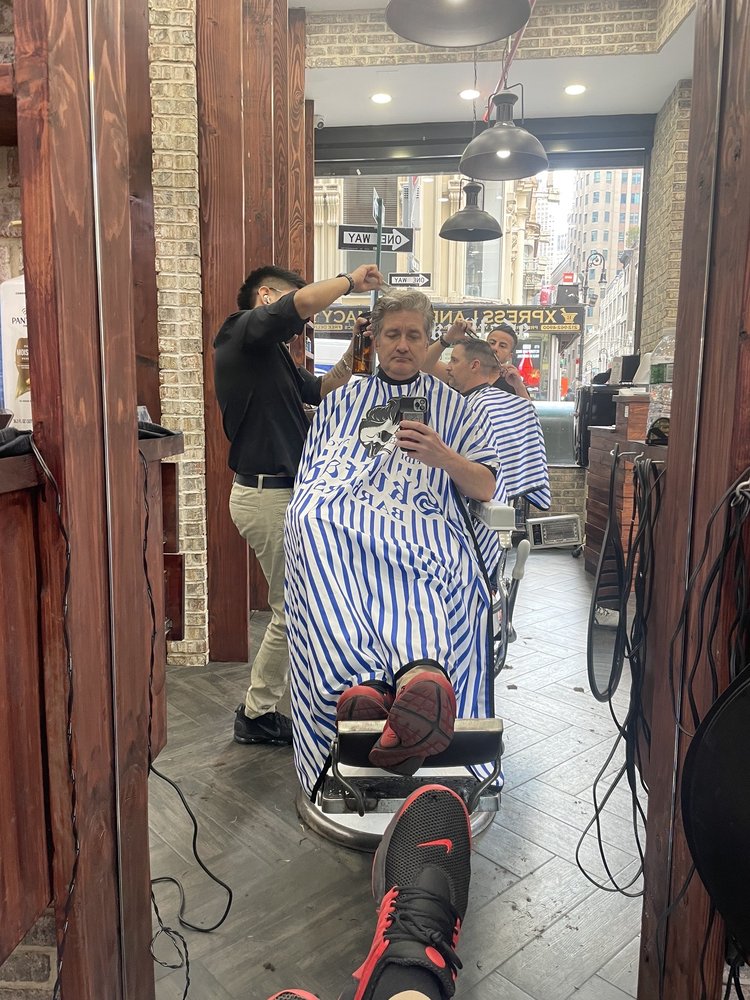 Barbers - SKULLFADE BARBERS - 10 Photos & 11 Reviews - 105 Nassau St ...