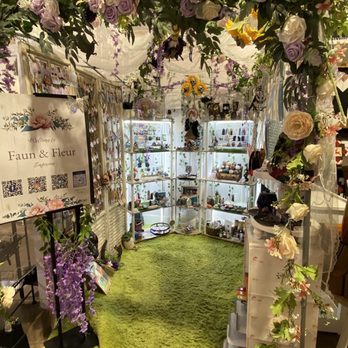 PAINTED TREE BOUTIQUES - CARY - Updated December 2025 - 65 Photos & 16 ...