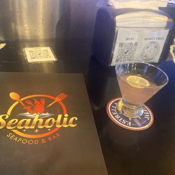 SEAHOLIC - Updated December 2025 - 427 Photos & 209 Reviews - 2211 N ...