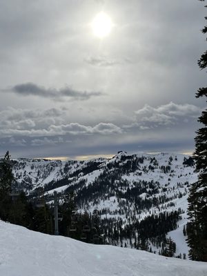 PALISADES TAHOE ALPINE LODGE - Updated December 2025 - 181 Photos & 259 ...