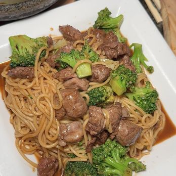 PHO CHANDLER - Updated 05/2025 - 671 Photos & 971 Reviews - 4055 S ...