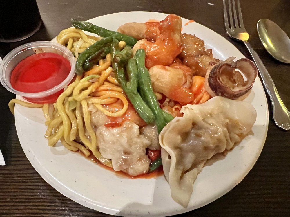 GOLDEN BUFFET - Updated December 2025 - 137 Photos & 129 Reviews - 141 ...