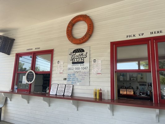 THE TOASTED BUN - Updated April 2025 - 10 Photos - 193 E Main St, Troy ...