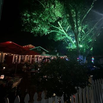 DADA - Updated September 2024 - 2572 Photos & 2926 Reviews - 52 N ...