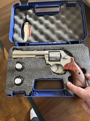 BUD’S GUN SHOP & RANGE - Updated August 2025 - 93 Photos & 516 Reviews ...