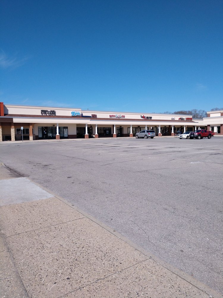 MERRICK MALL - Updated September 2025 - 2160 Merrick Mall, Merrick, New ...