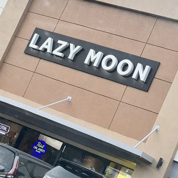 LAZY MOON PIZZA - Updated December 2025 - 938 Photos & 939 Reviews ...