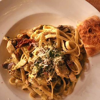 SKIPOLINI’S ITALIAN - Updated December 2025 - 819 Photos & 733 Reviews ...