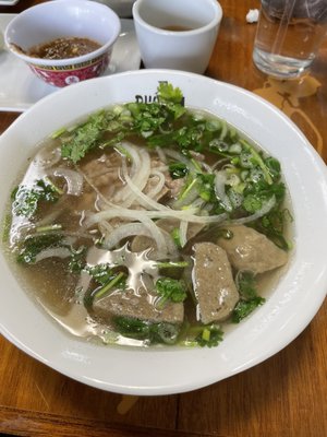 PHO TAN LOC - 11 Photos - 209 Ella Grasso Tpke, Windsor Locks ...