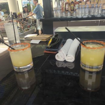 COMO POOLSIDE CAFÉ & BAR - Updated October 2025 - 64 Photos & 26 ...