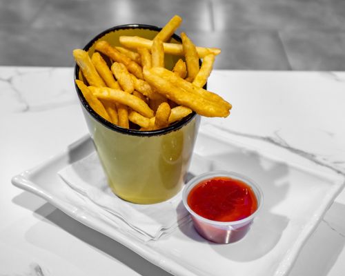 BLUE MOON DC - Updated September 2025 - 11 Photos - 1827 M St NW ...